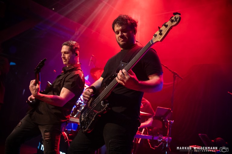 Live report AXEL RUDI PELL & NEVERLAND, Fabrik, Hamburg – April 8th ...